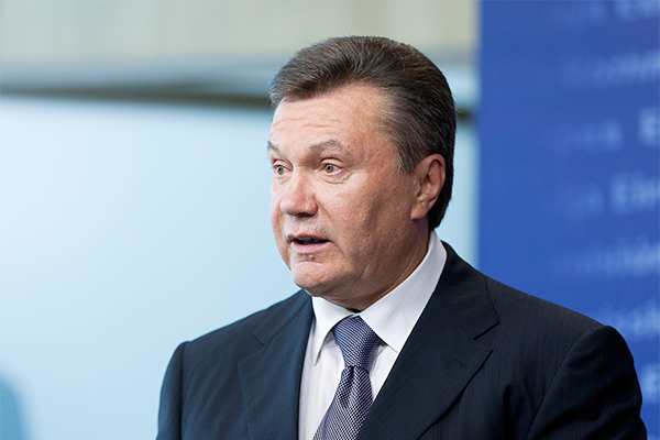 У Януковича украли золотой батон :: Происшествия :: Дни.ру